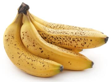 16 Best Ways to Use Ripe Bananas - Recipes and Tips!
