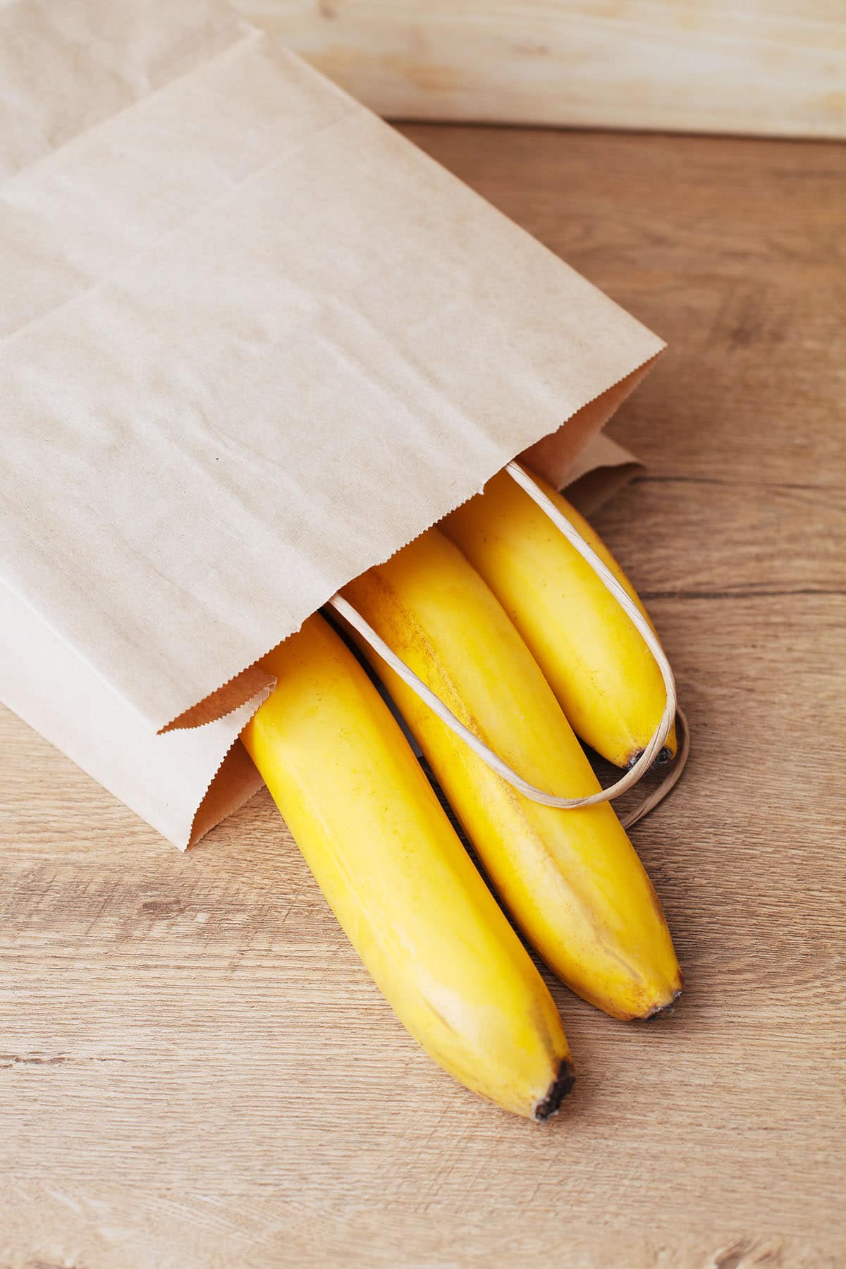 16 Best Ways to Use Ripe Bananas - Recipes and Tips!