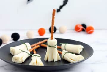 Witches' Broom Snack - SHK