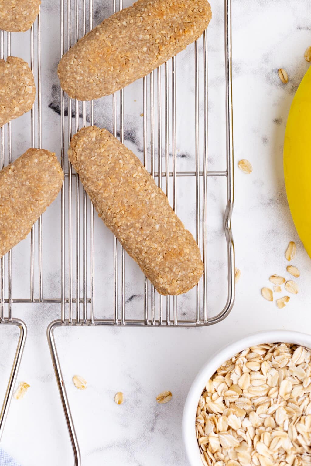 Homemade Teething Biscuits (Easy & Healthy!) - SHK