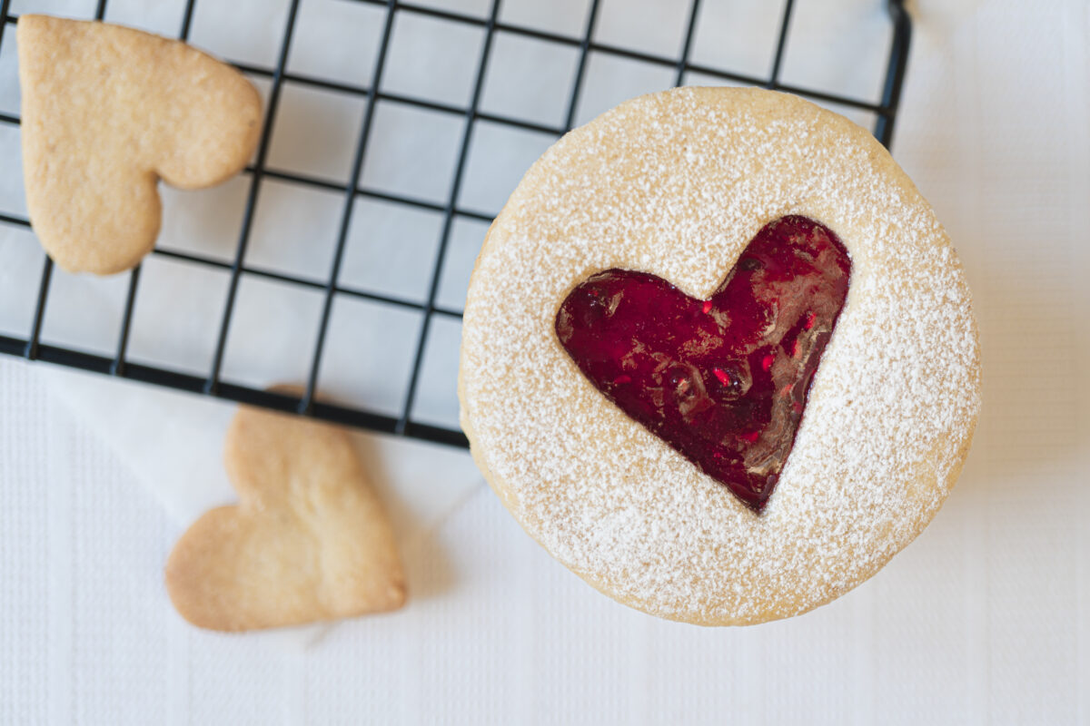 Linzer Cookies - SHK