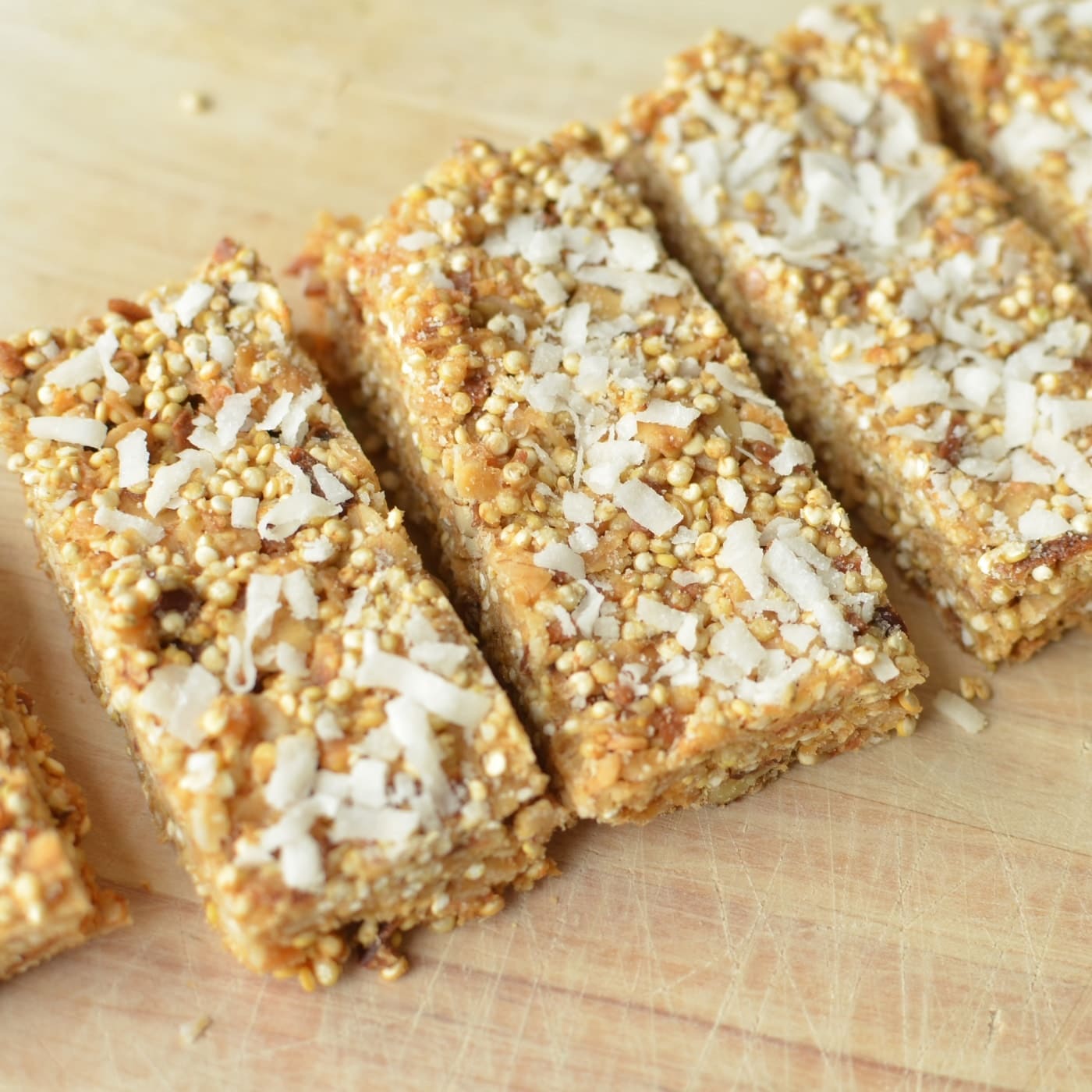 Quinoa Coconut Granola Bar Recipe - SHK