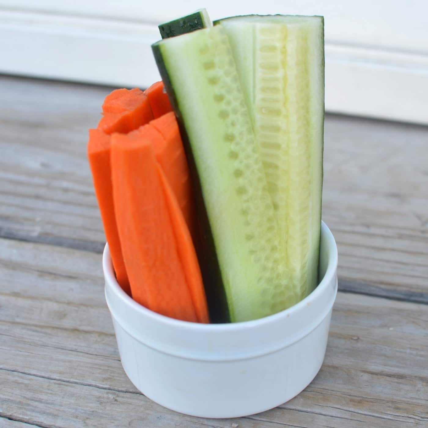 Cucumbers & Carrots - Super Healthy Kids